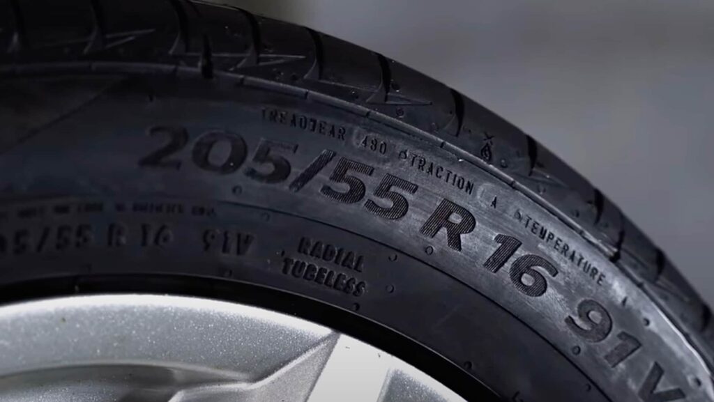 Your Ultimate Guide To Tire Treadwear Ratings - Tire Crunch
