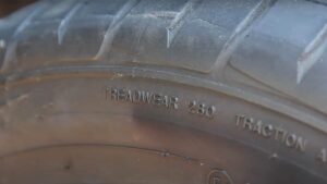 Your Ultimate Guide To Tire Treadwear Ratings - Tire Crunch
