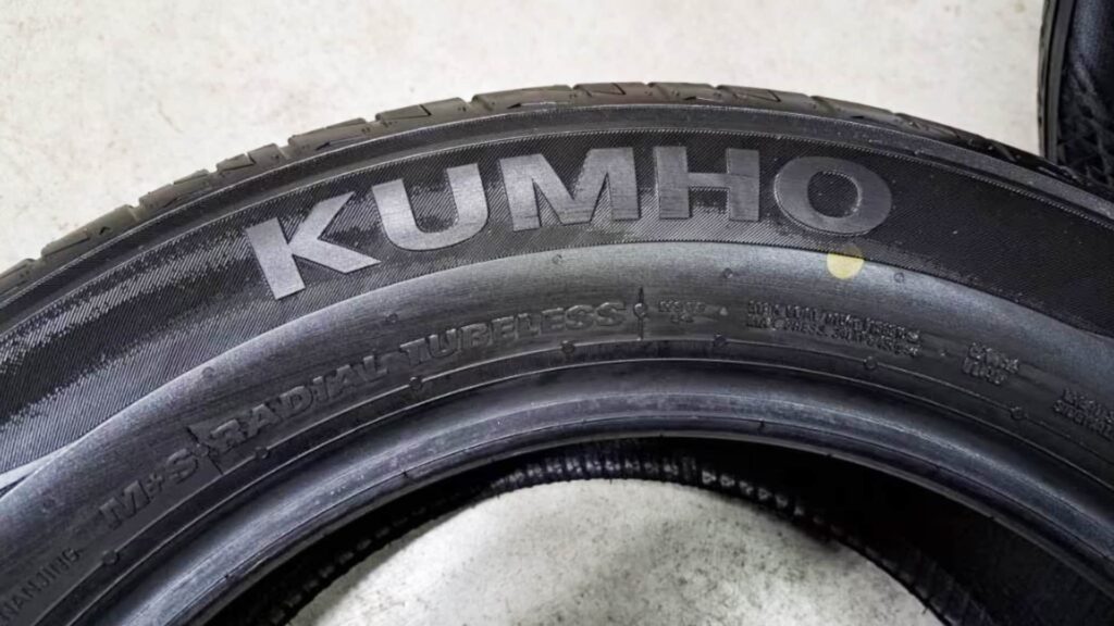 The Importance of Red and Yellow Dots on Tires - Tire Crunch